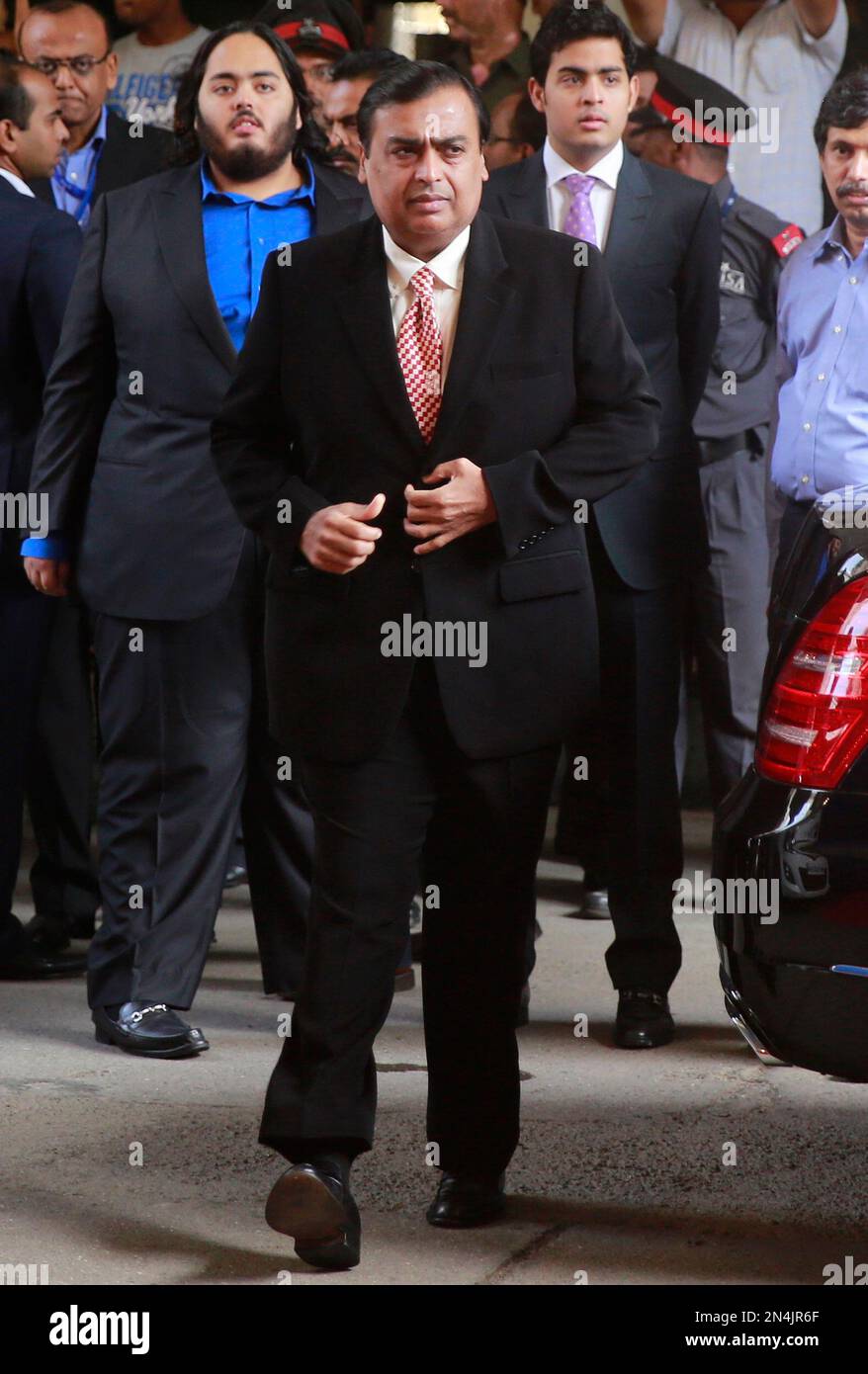 India's largest private sector company, Reliance Industries chairman ...