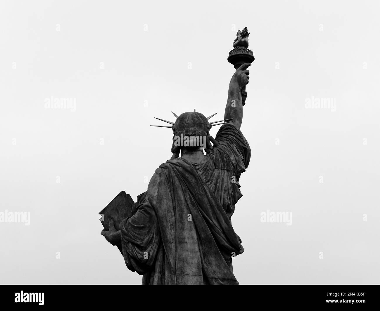 Silhouette, Black and White Photograph, Statue of Liberty, Paris ...