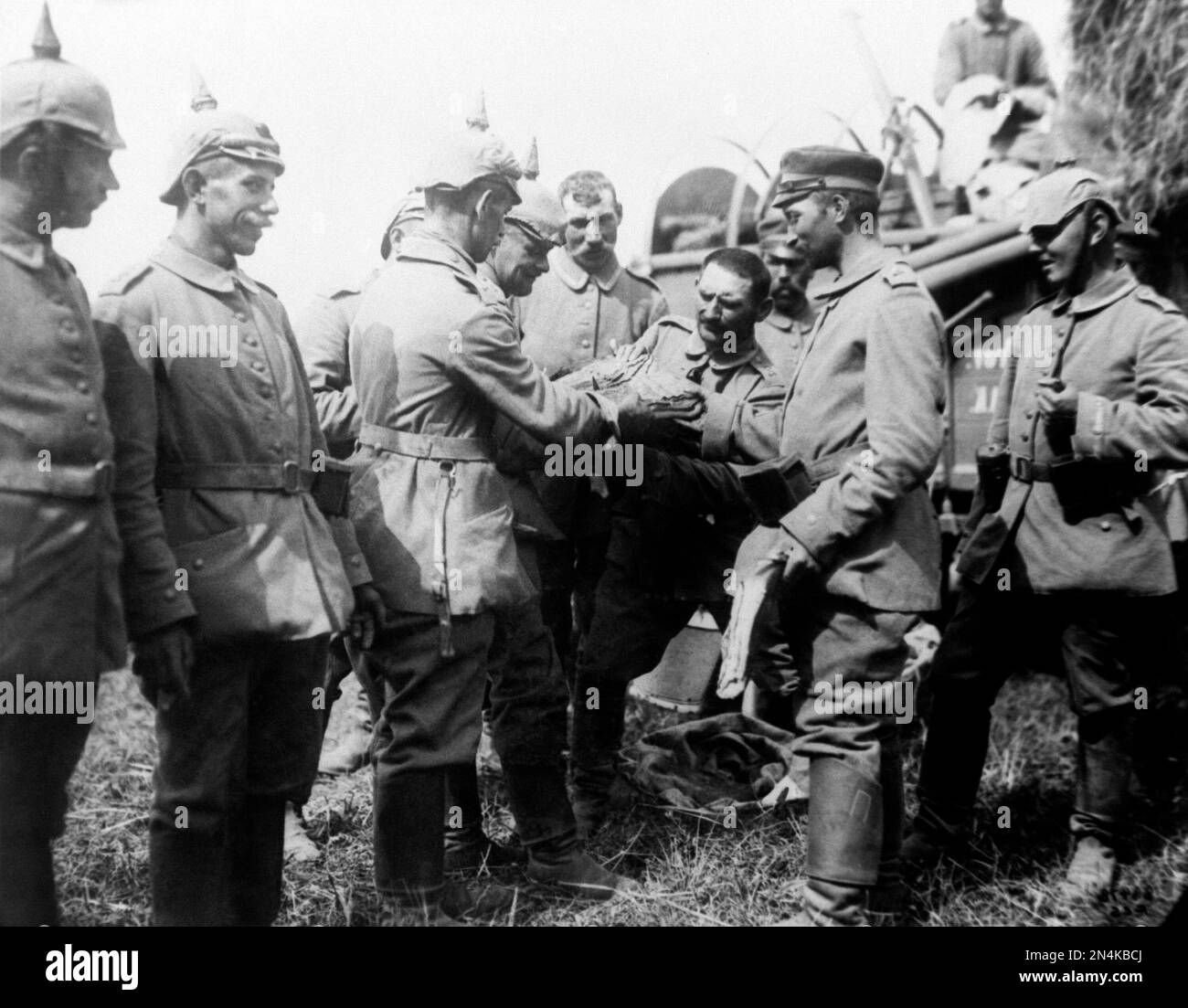 EIGHT OF ONE HUNDRED PHOTOS WORLD WAR ONE CENTENARY TIMELINE - In this ...