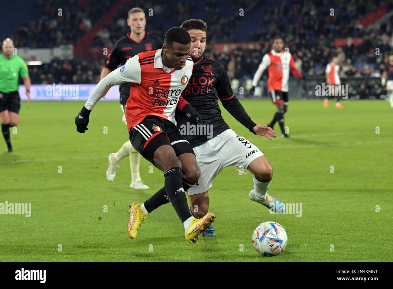 ROTTERDAM - (l-r) Javairo Dilrosun of Feyenoord, Calvin Verdonk of NEC Nijmegen during the round ...