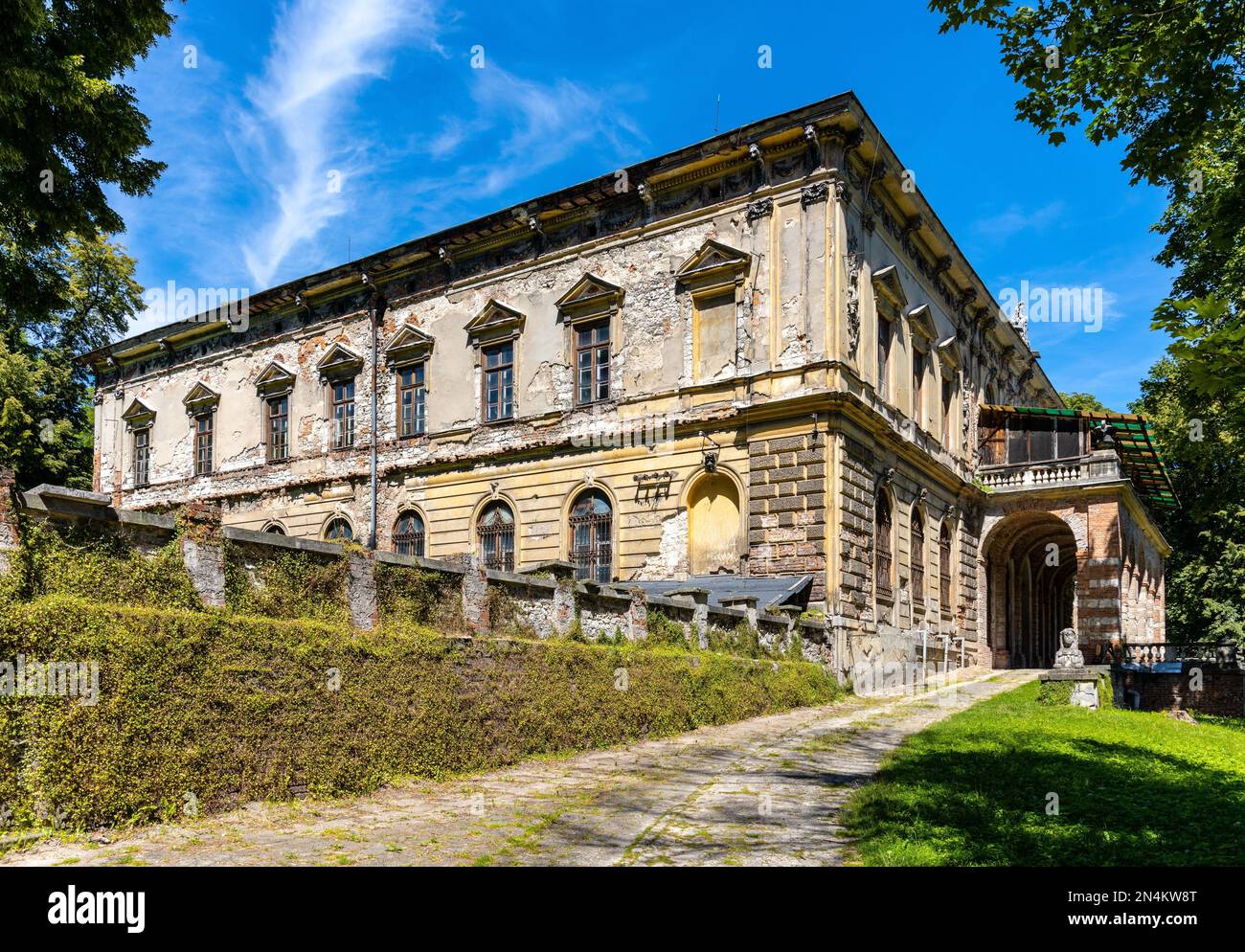Pilica, Poland - July 25, 2022: Ruined renaissance and baroque historic ...
