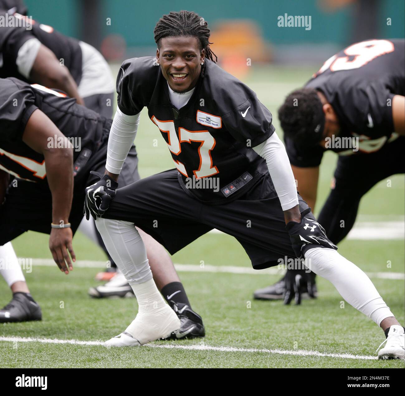 Cincinnati Bengals cornerback Dre Kirkpatrick loosens up during an NFL ...