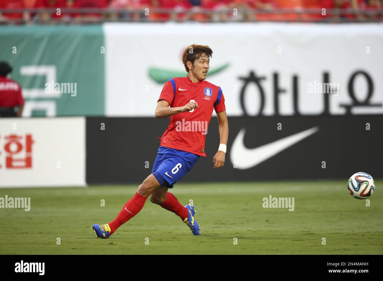 South Korea's Youngwon Kim during the first half of an international ...