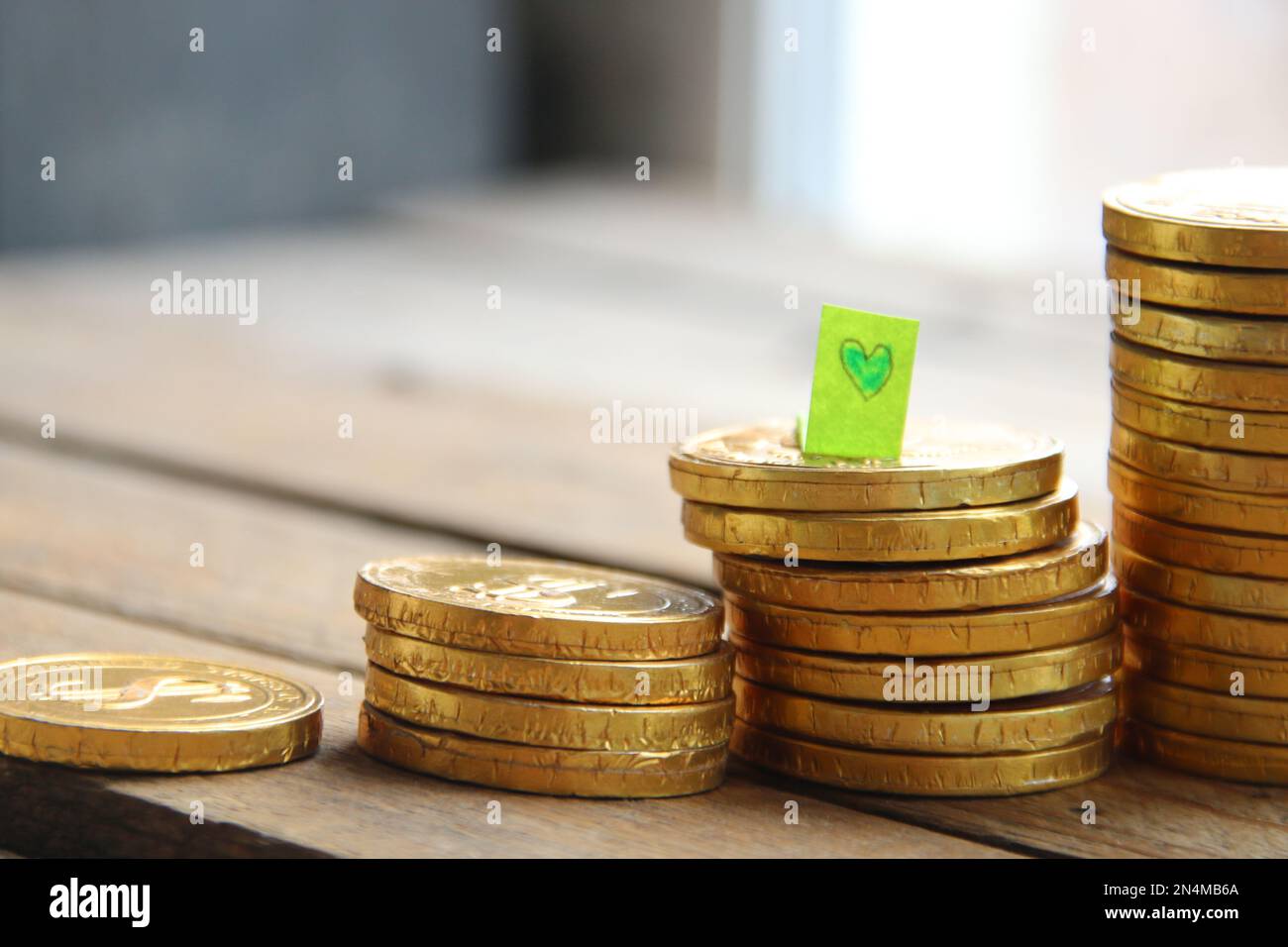 Income growth. Investment and economy growth concept Stock Photo - Alamy
