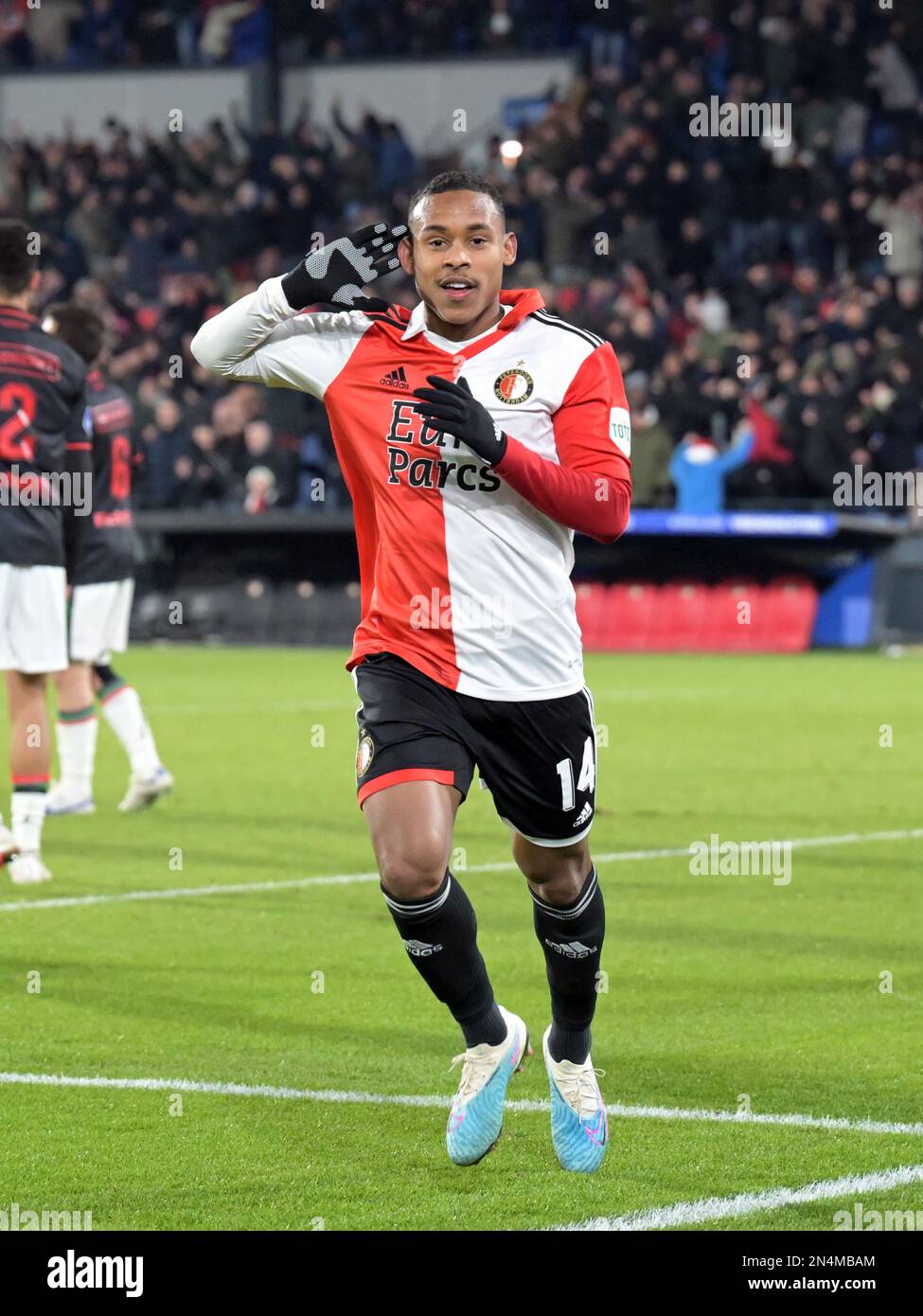 ROTTERDAM - Igor Paixao of Feyenoord celebrates the 2-2 during the ...