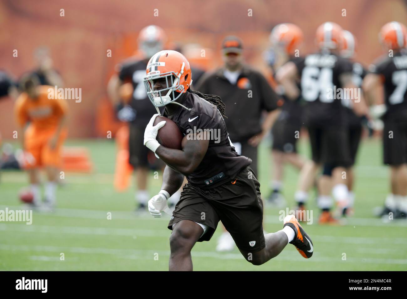 Cleveland Browns running back Isaiah Crowell runs during a mandatory ...