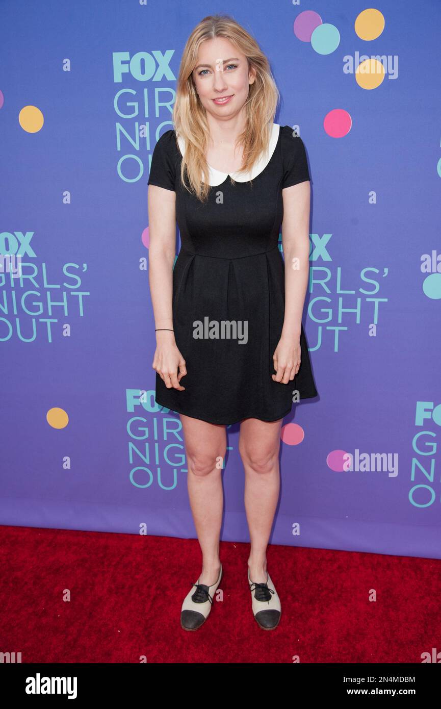 Elizabeth Meriwether arrives at the Fox's Girls Night Out held at the ...