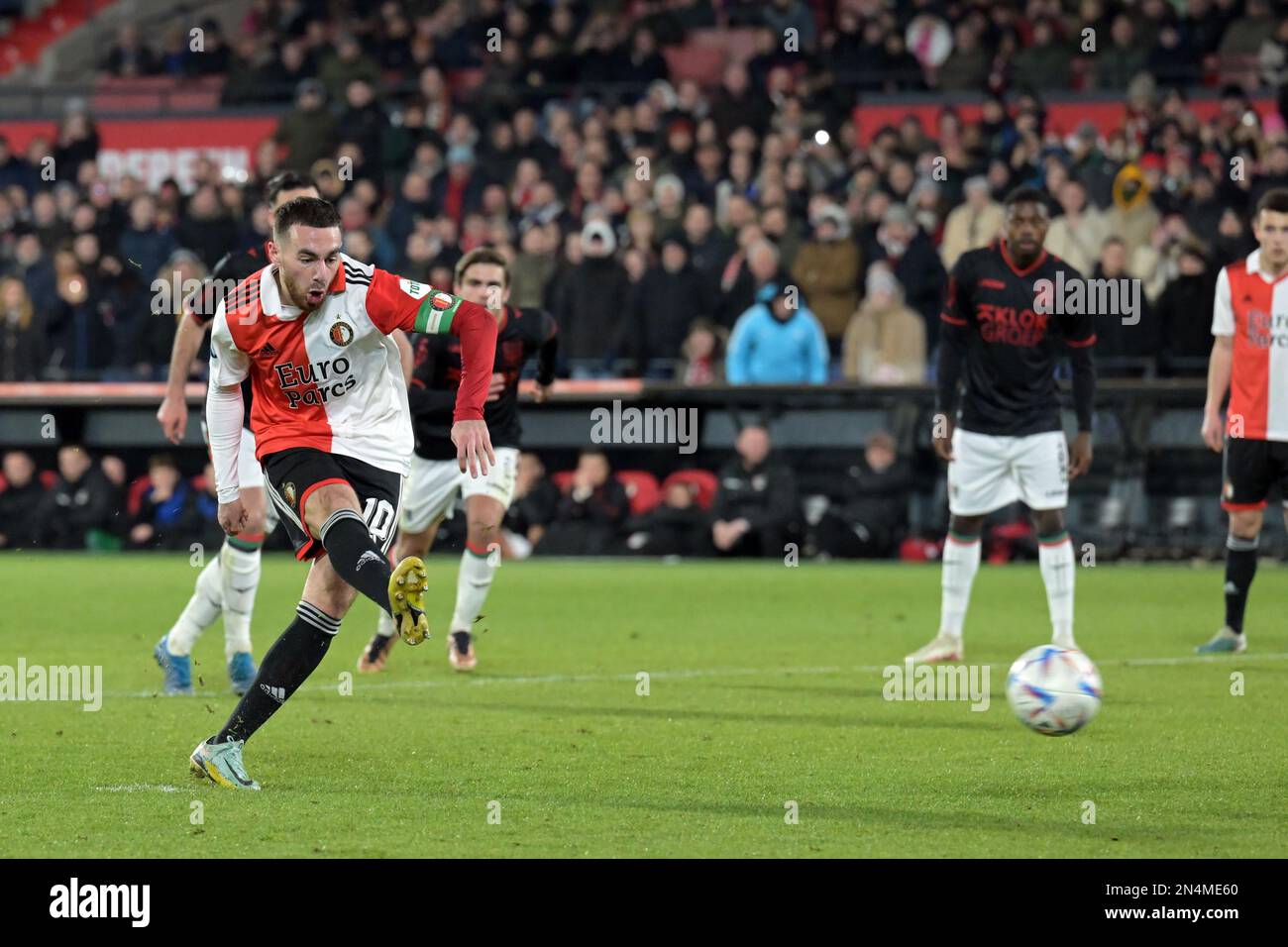 ROTTERDAM - Orkun Kokcu of Feyenoord scores the 1-2 during the round of 16 of the KNVB Cup ...