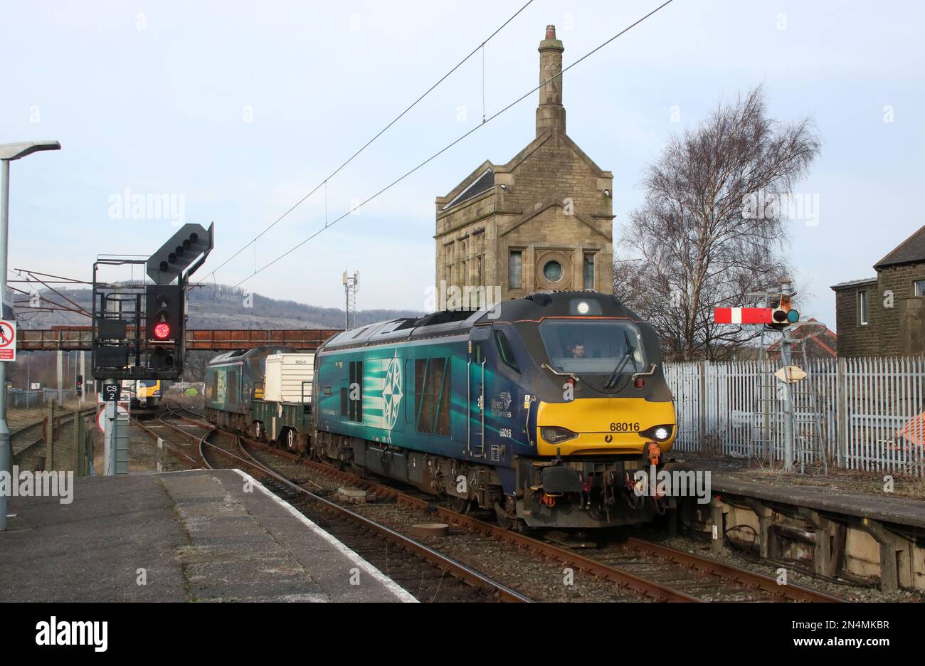 Direct Rail Services class 68 locomotives, 66016 Fearless and 68001 ...