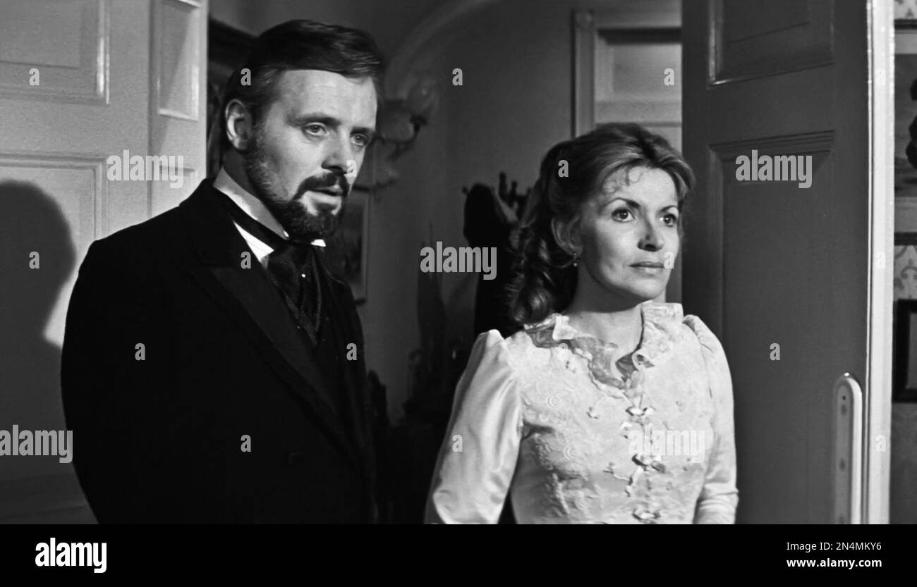 Hannah Gordon Elephant Man