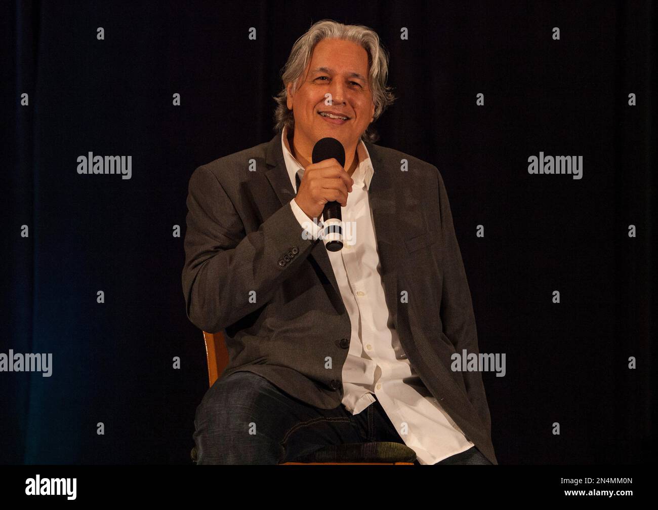 Actor Robert Beltran during the Creation Entertainment's Official Star ...