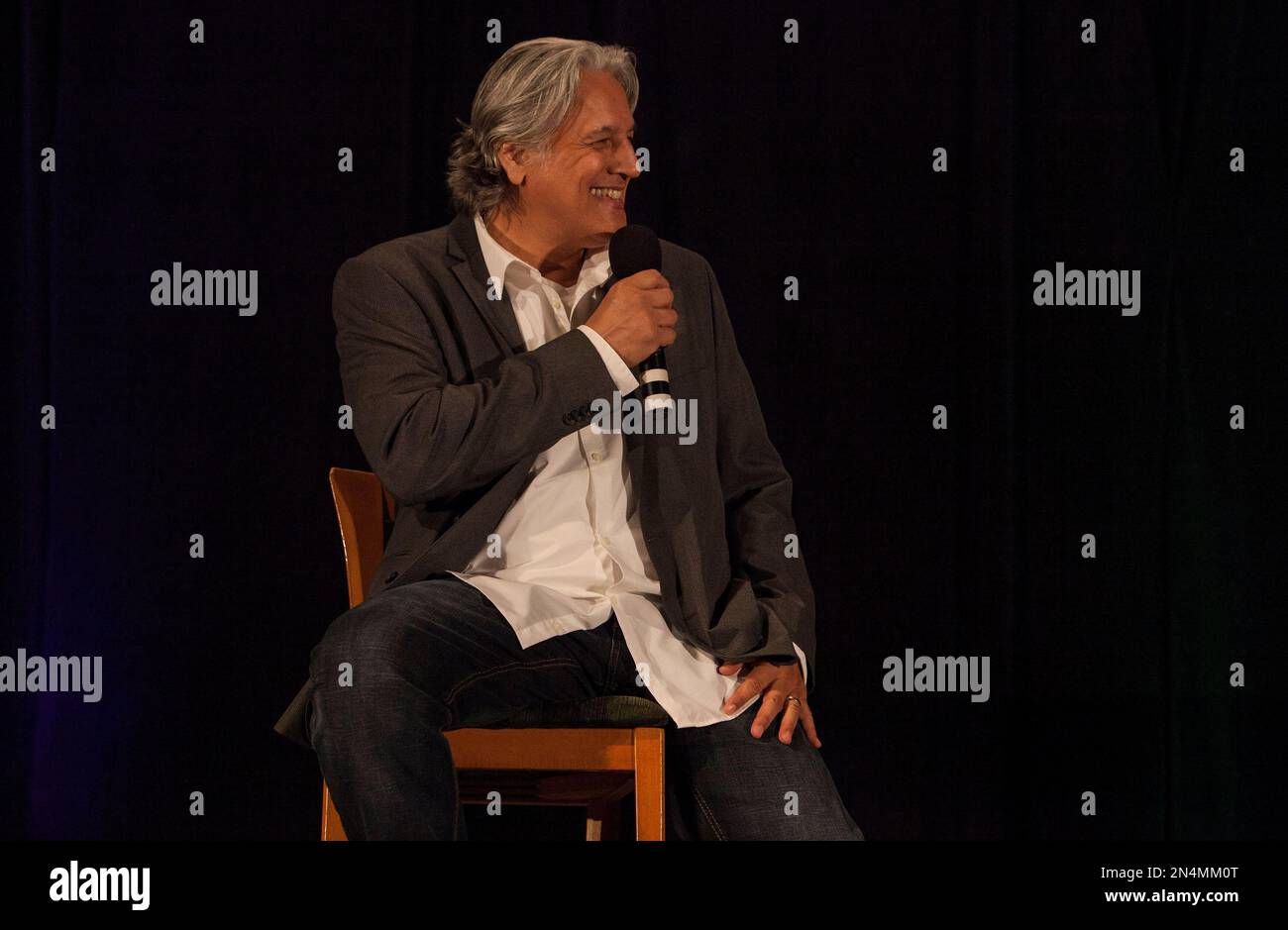 Actor Robert Beltran during the Creation Entertainment's Official Star ...