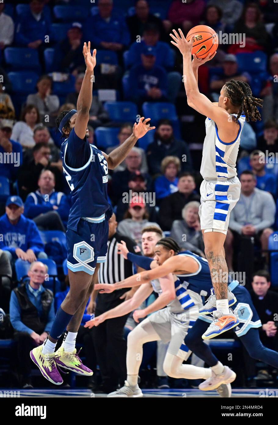 ST. LOUIS, MO - FEBRUARY 07: Saint Louis University guard Yuri Collins ...