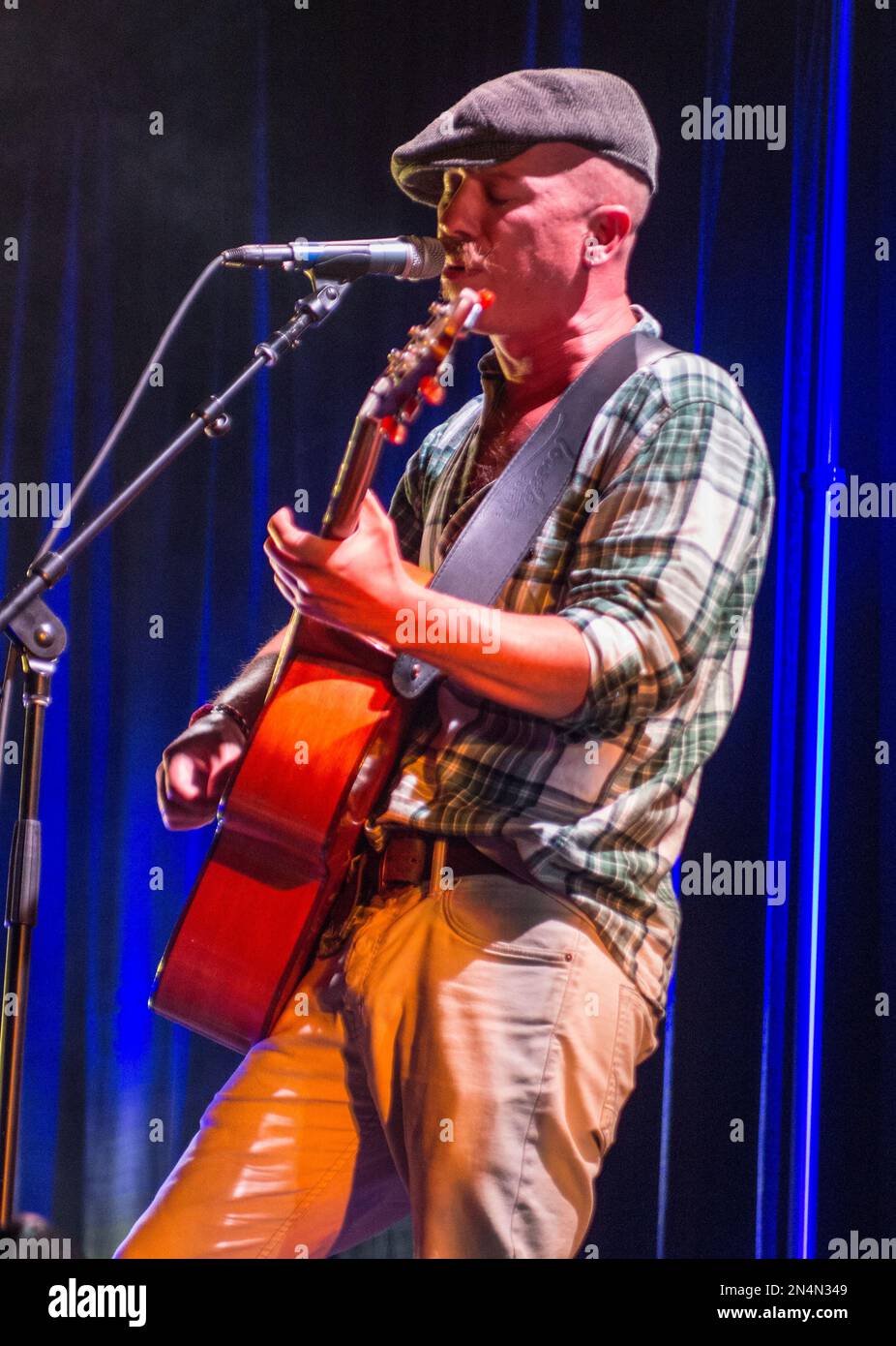 Foy Vance performing as part of the Rivers In The Wasteland World Tour ...