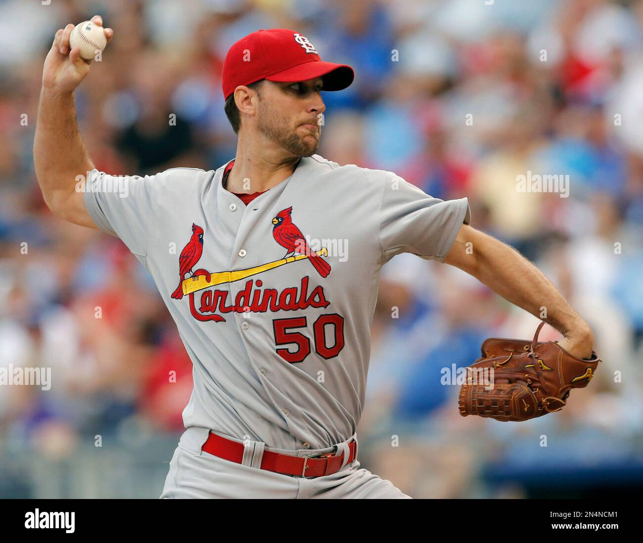 St. Louis Cardinals starting pitcher Adam Wainwright delivers to a ...