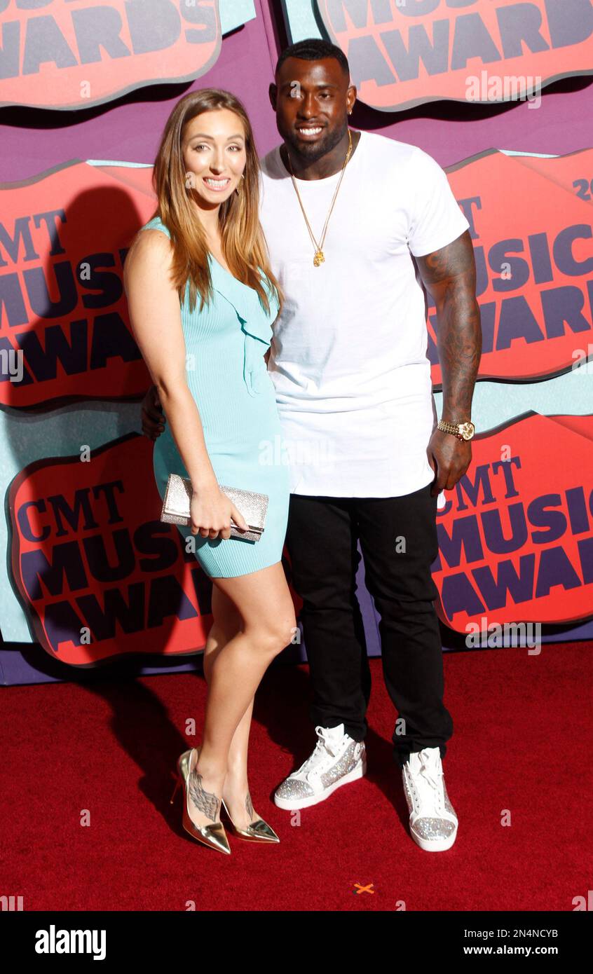 Racine Lewin, left, and Delanie Walker arrive at the CMT Music Awards ...