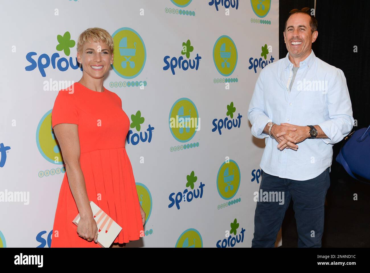 Comedian Jerry Seinfeld, right, and his wife Jessica Seinfeld attend ...