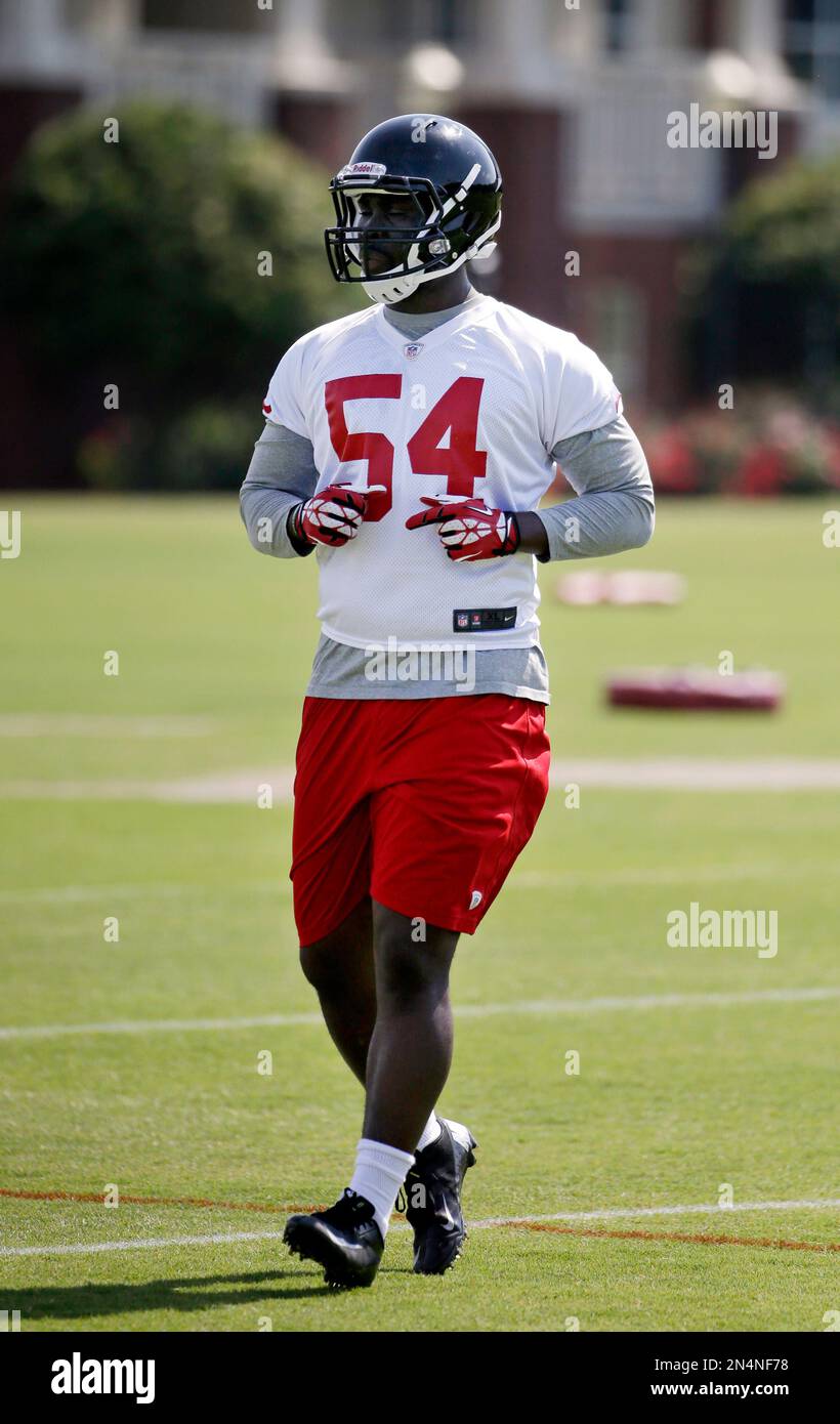 Atlanta Falcons' Yawin Smallwood runs through a drill during an NFL ...