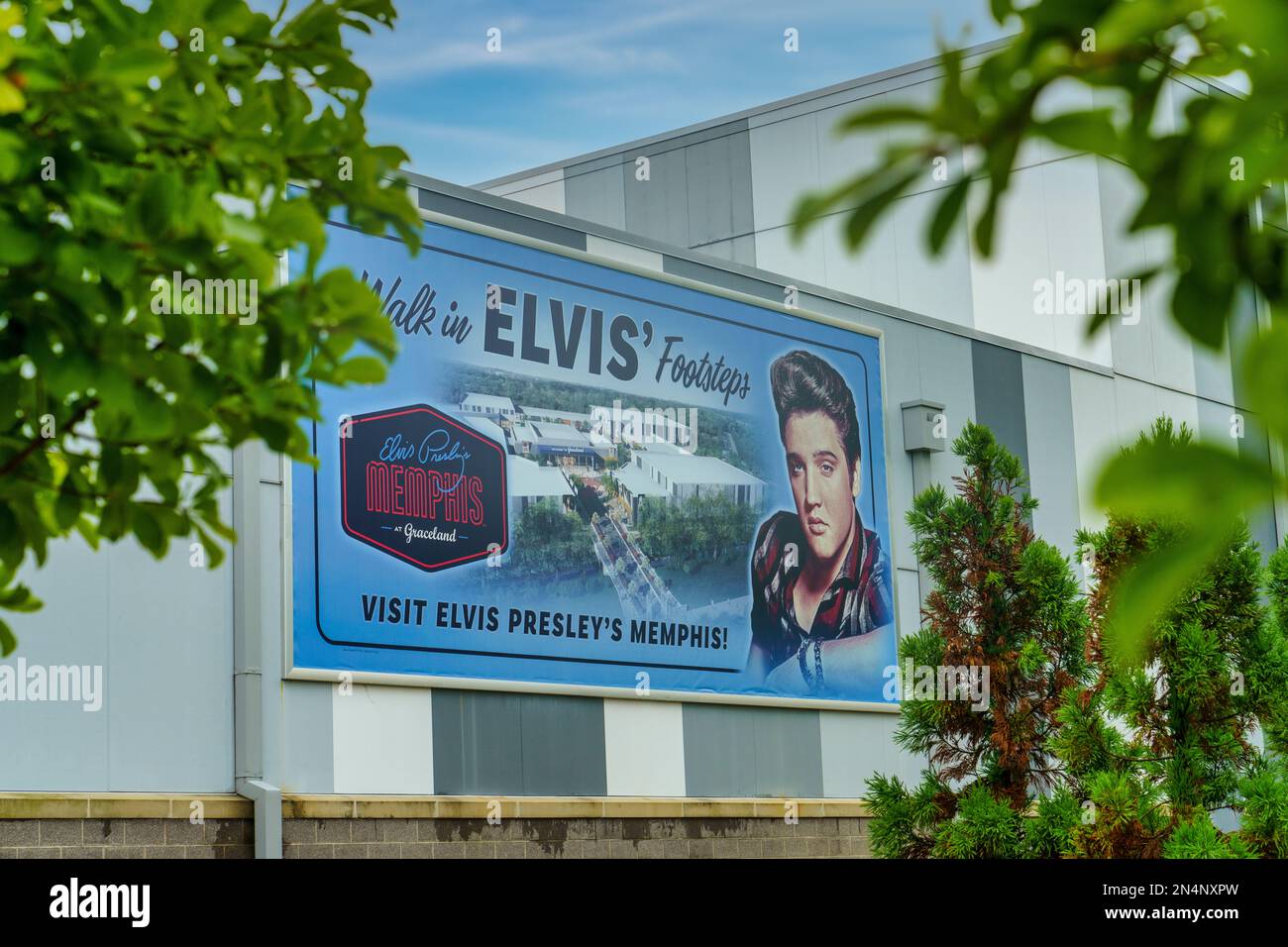 Walk in Elvis’ Footsteps sign at the Elvis Presley's Memphis ...