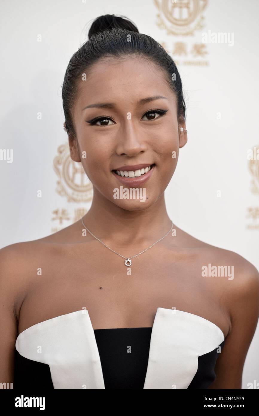 Summer Jikejunyi arrives at the Huading Film Awards held at the Ricardo ...