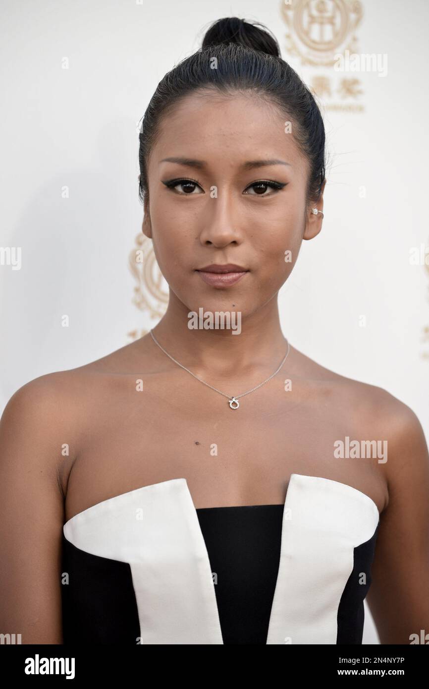 Summer Jikejunyi arrives at the Huading Film Awards held at the Ricardo ...