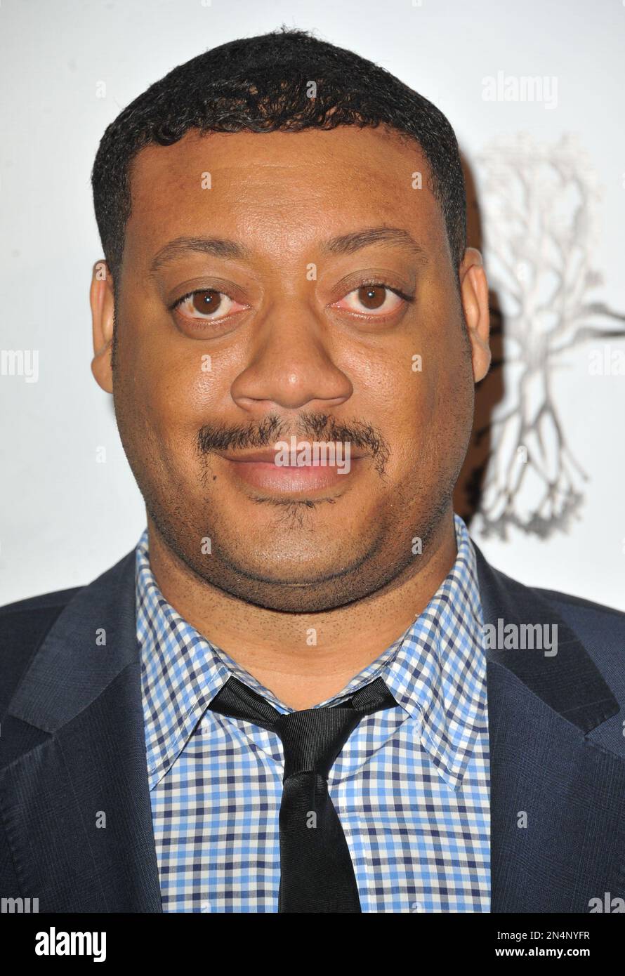 Cedric Yarbrough arrives at The Groundlings 40th Anniversary Gala at ...