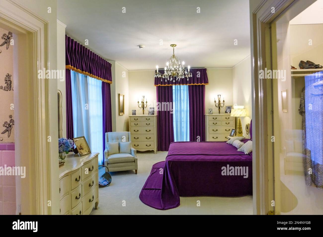 Elvis Presley Bedroom Gladys Presley's Room.. #elvisweek2024