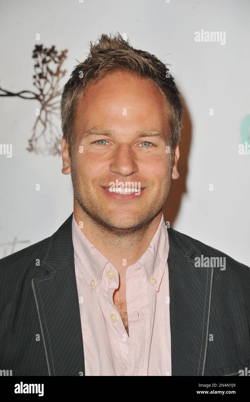 David Hoffman arrives at The Groundlings 40th Anniversary Gala at Hyde ...