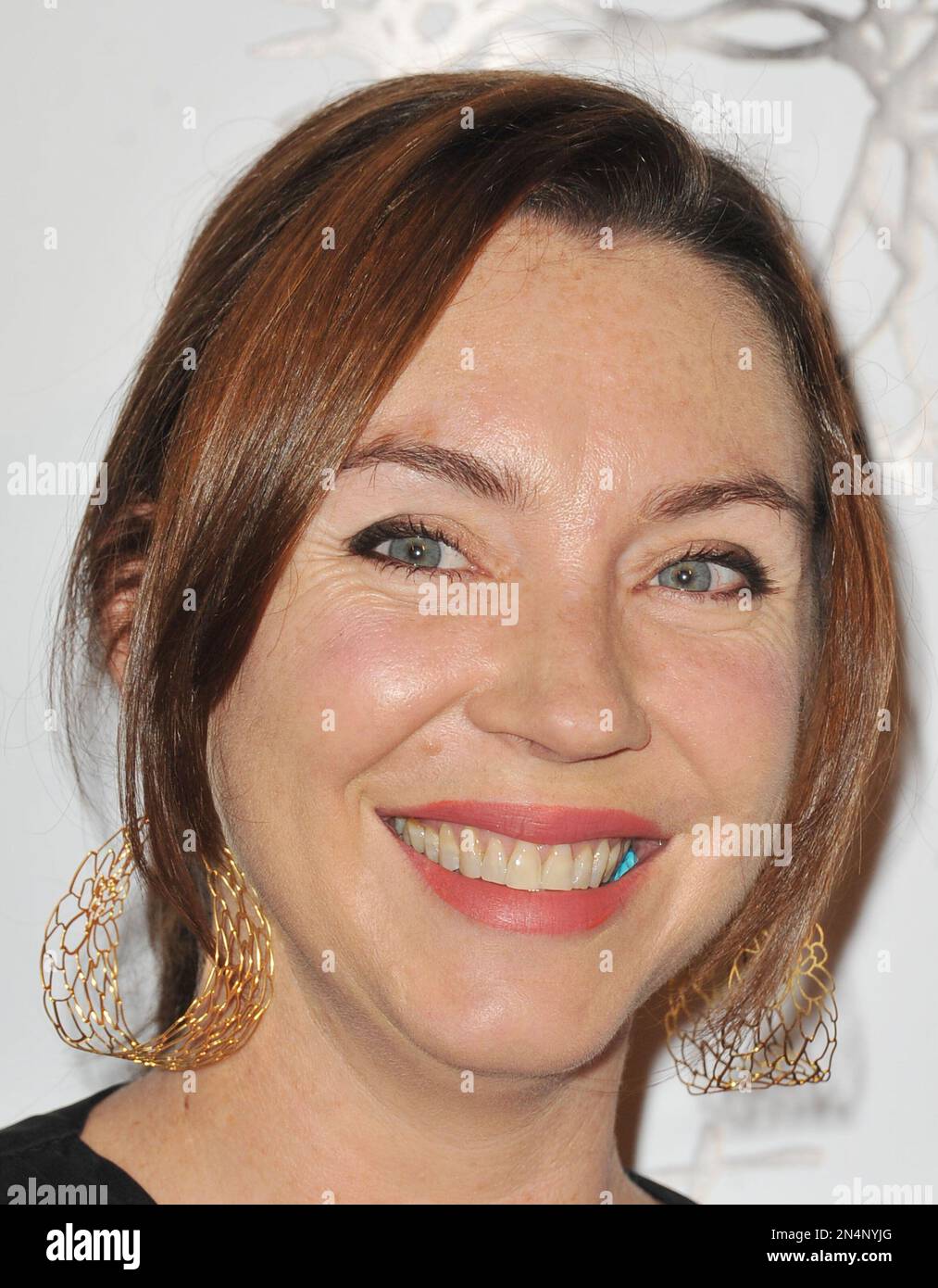 Stephanie Courtney arrives at The Groundlings 40th Anniversary Gala at ...