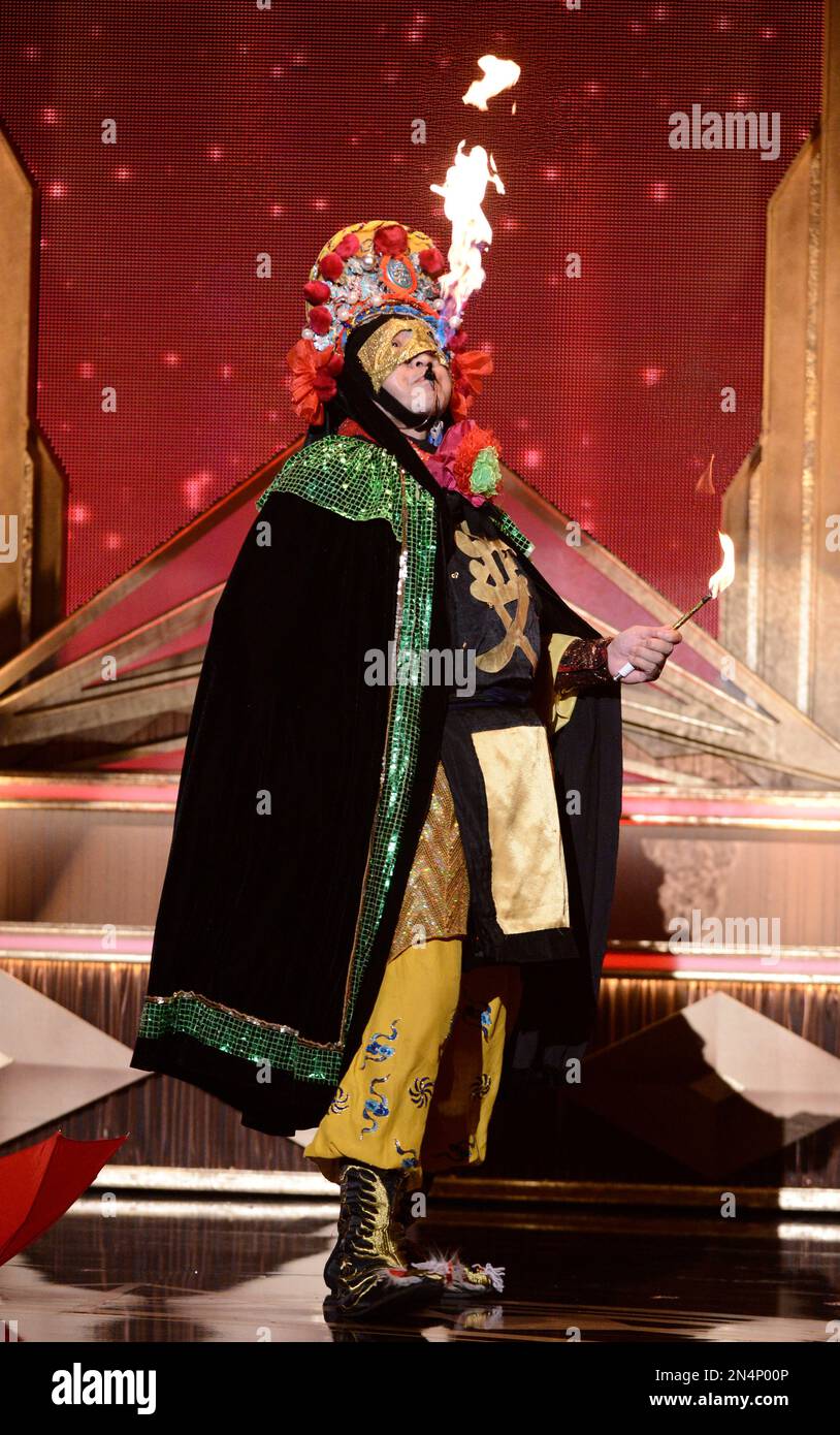 Master Zhao performs on stage at the Huading Film Awards at the Ricardo ...