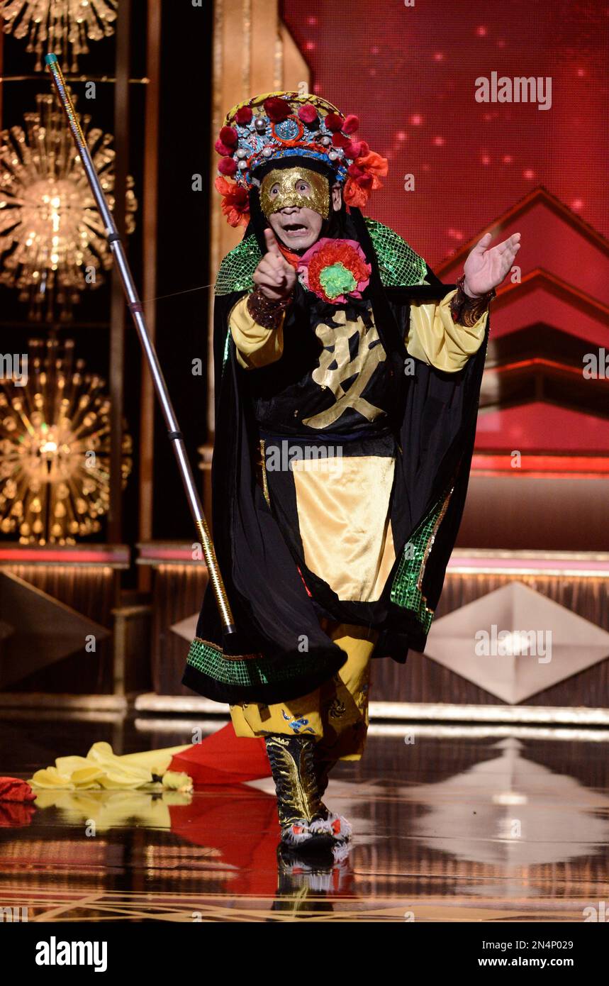 Master Zhao performs on stage at the Huading Film Awards at the Ricardo ...