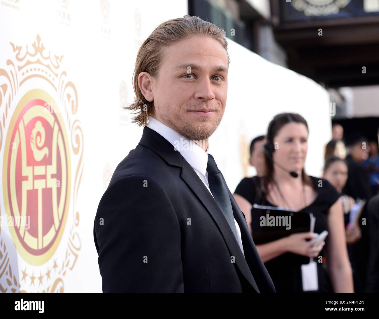Charlie Hunnam arrives at the Huading Film Awards at the Ricardo ...