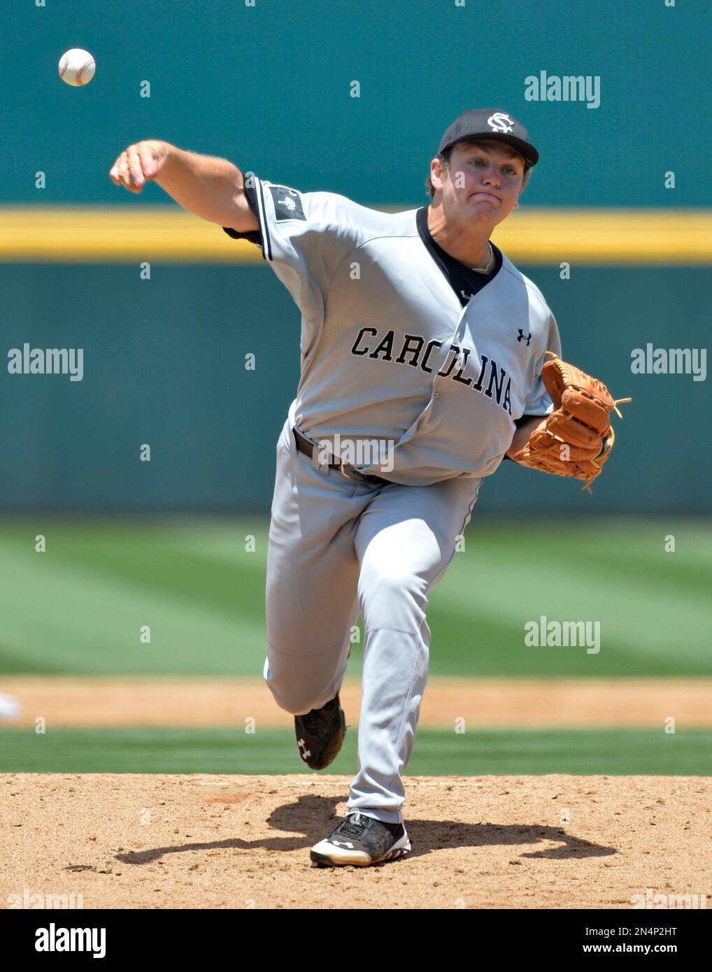 South Carolina starting pitcher Will Crowe delivers a pitch during an ...