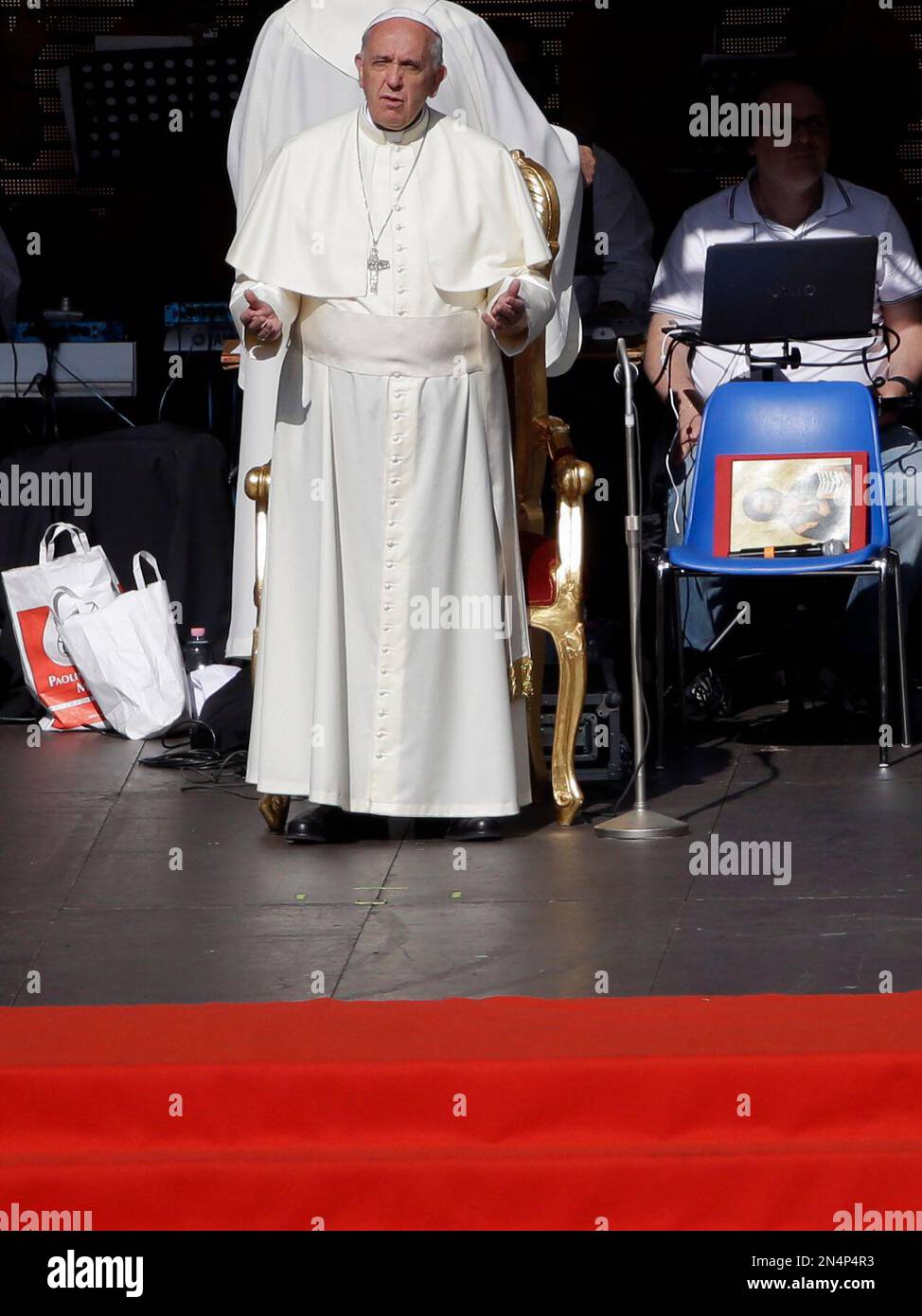 Pope Francis delivers his blessing as he arrives for a meeting at Rome ...