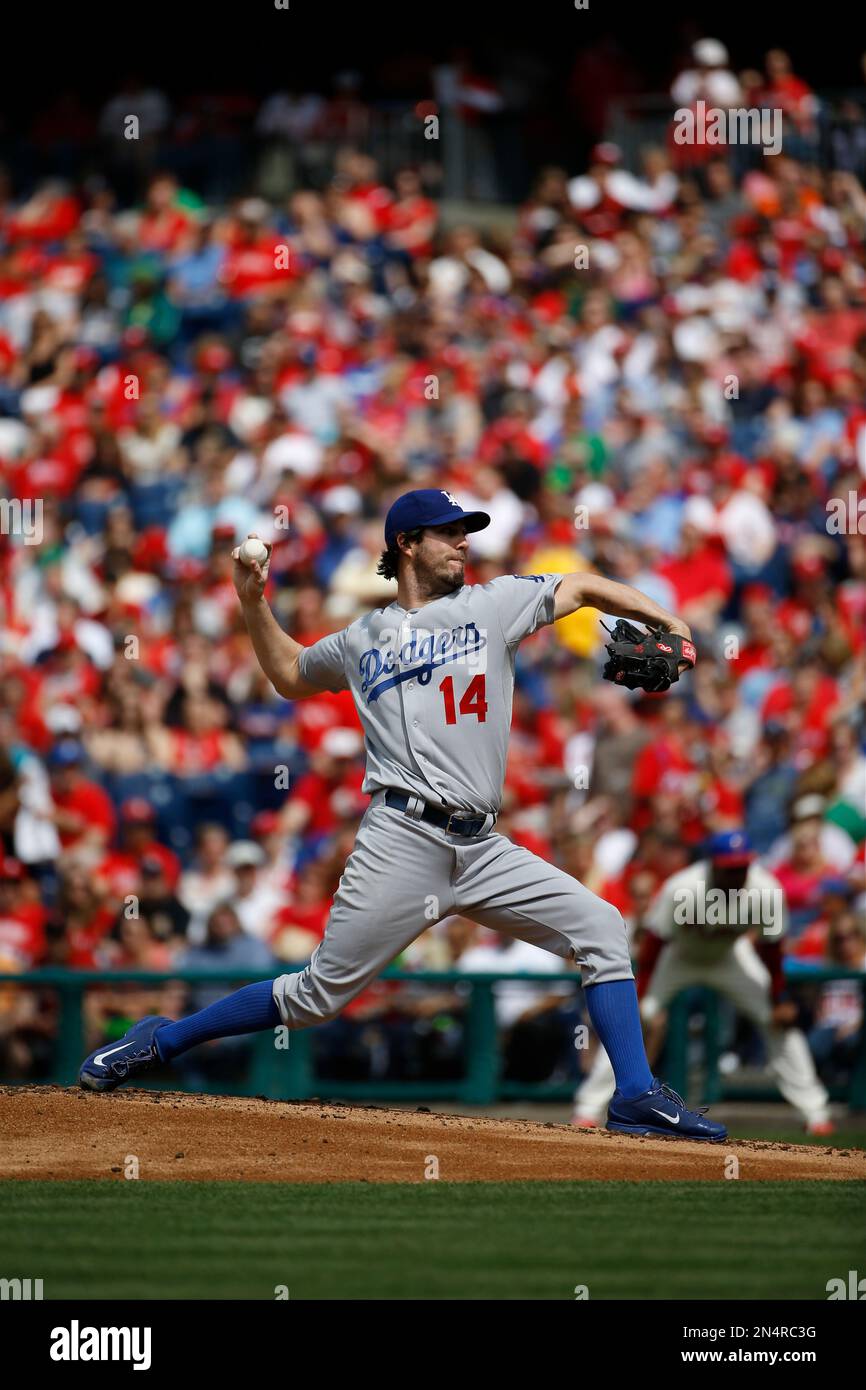 Los Angeles Dodgers' Dan Haren in action during a baseball game against ...
