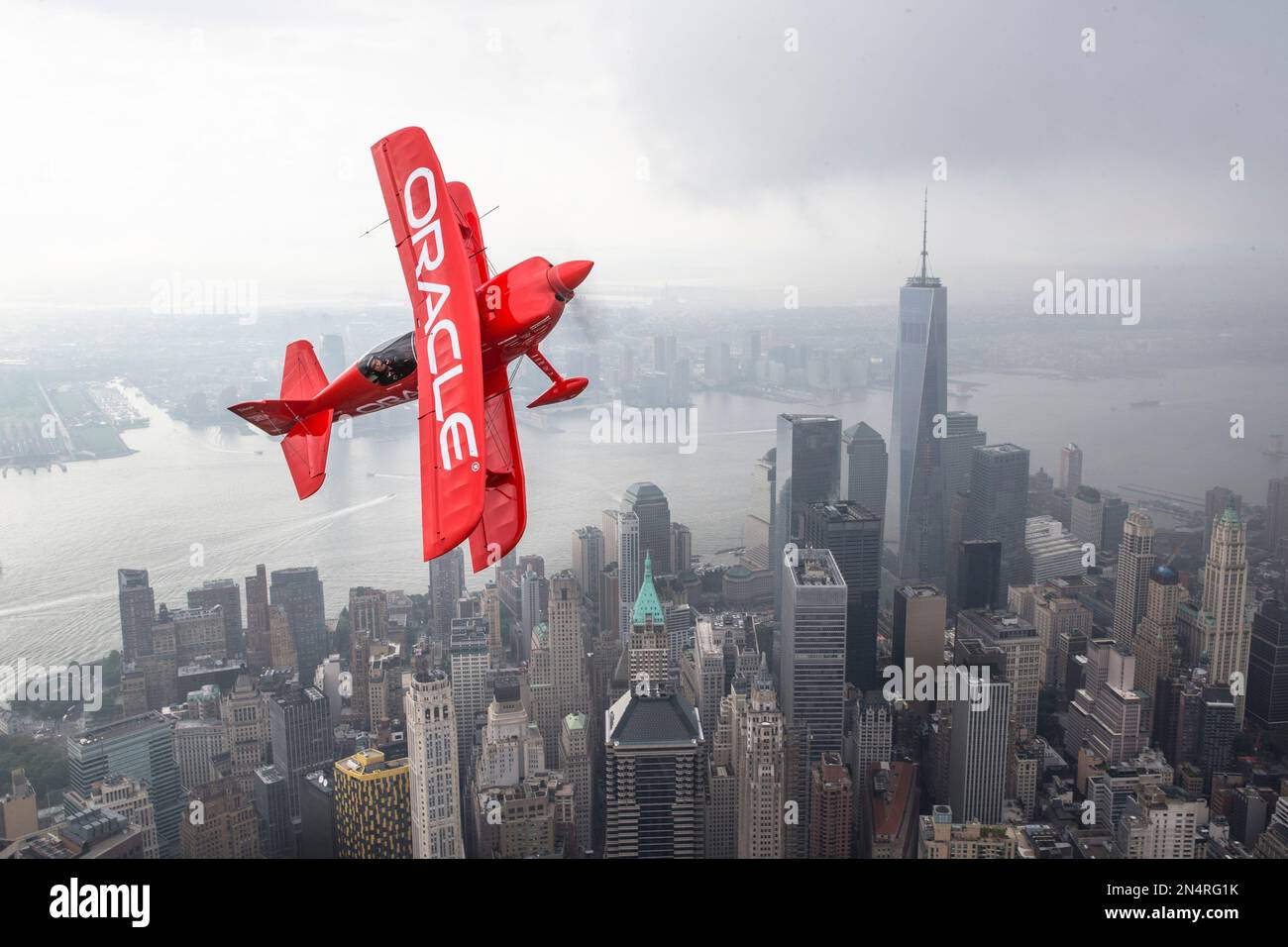 IMAGE DISTRIBUTED FOR TEAM ORACLE - Legendary aerobatic pilot Sean D ...