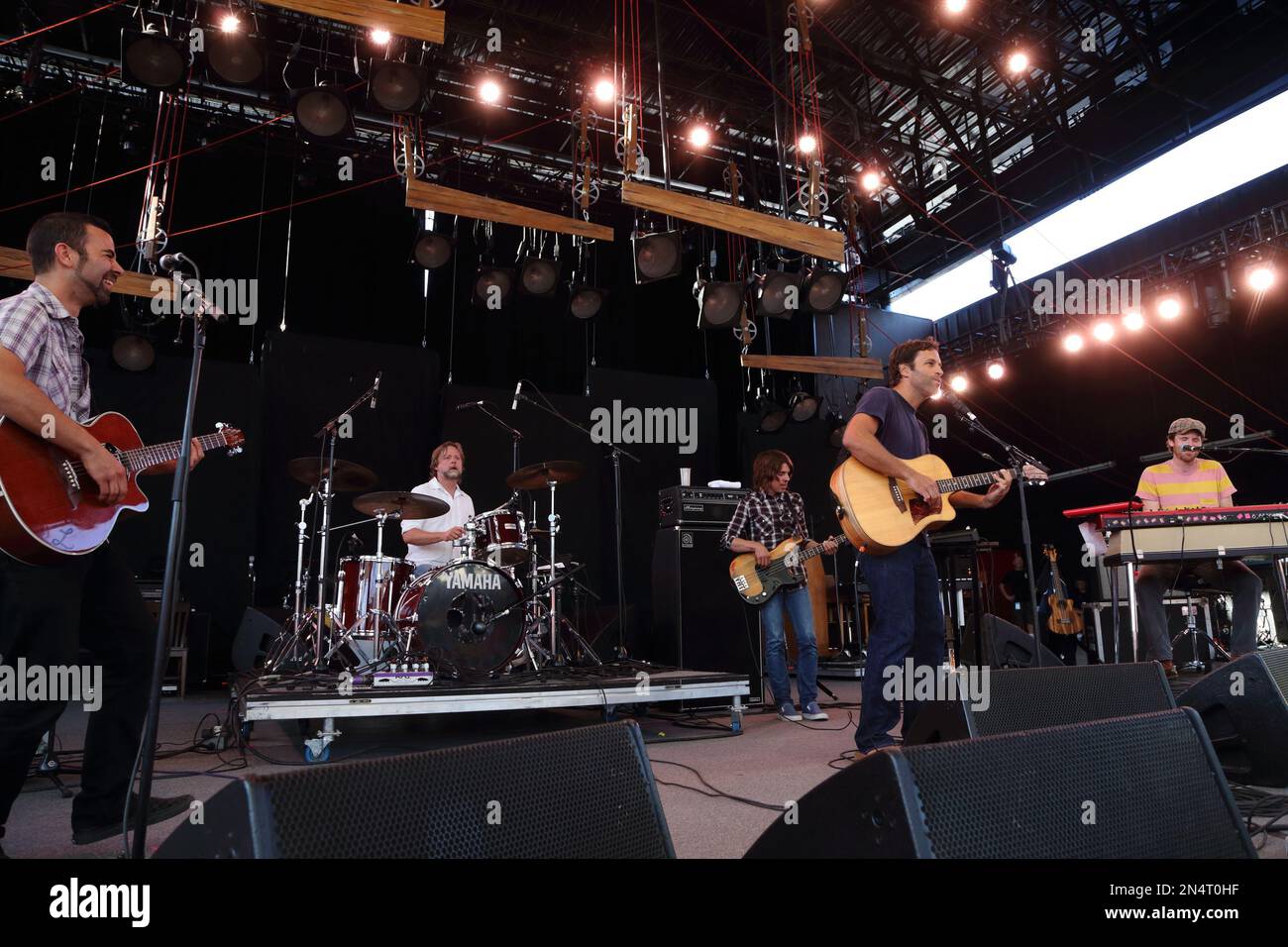 Dan Lebowitz, David Brogan, Steve Adams, Jack Johnson and Zach Gill (L ...