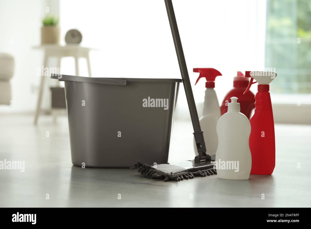 Bucket different detergents cleaning hi-res stock photography and ...
