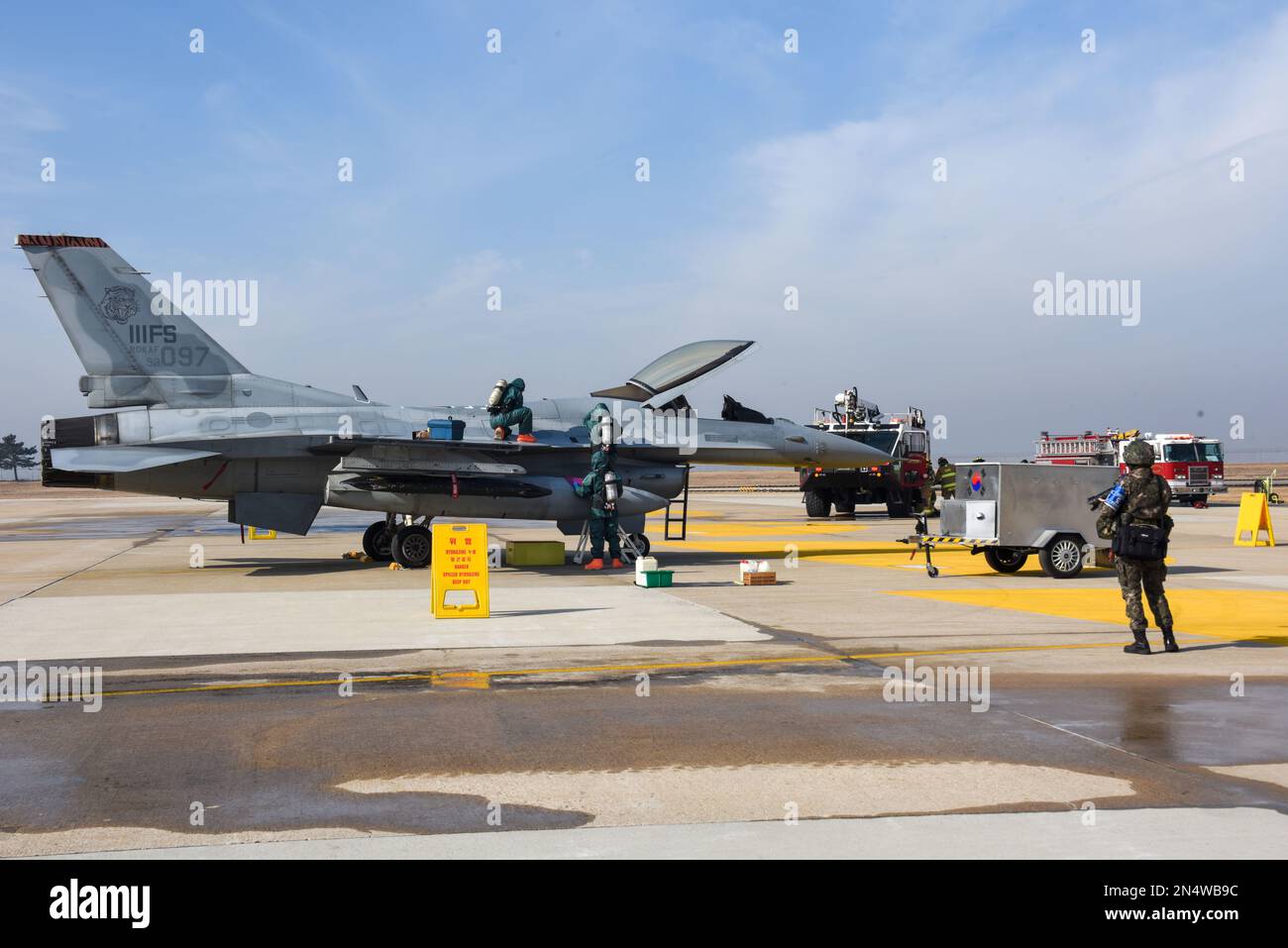 Republic of Korea (ROK) Air Force 38th Fighter Group emergency ...