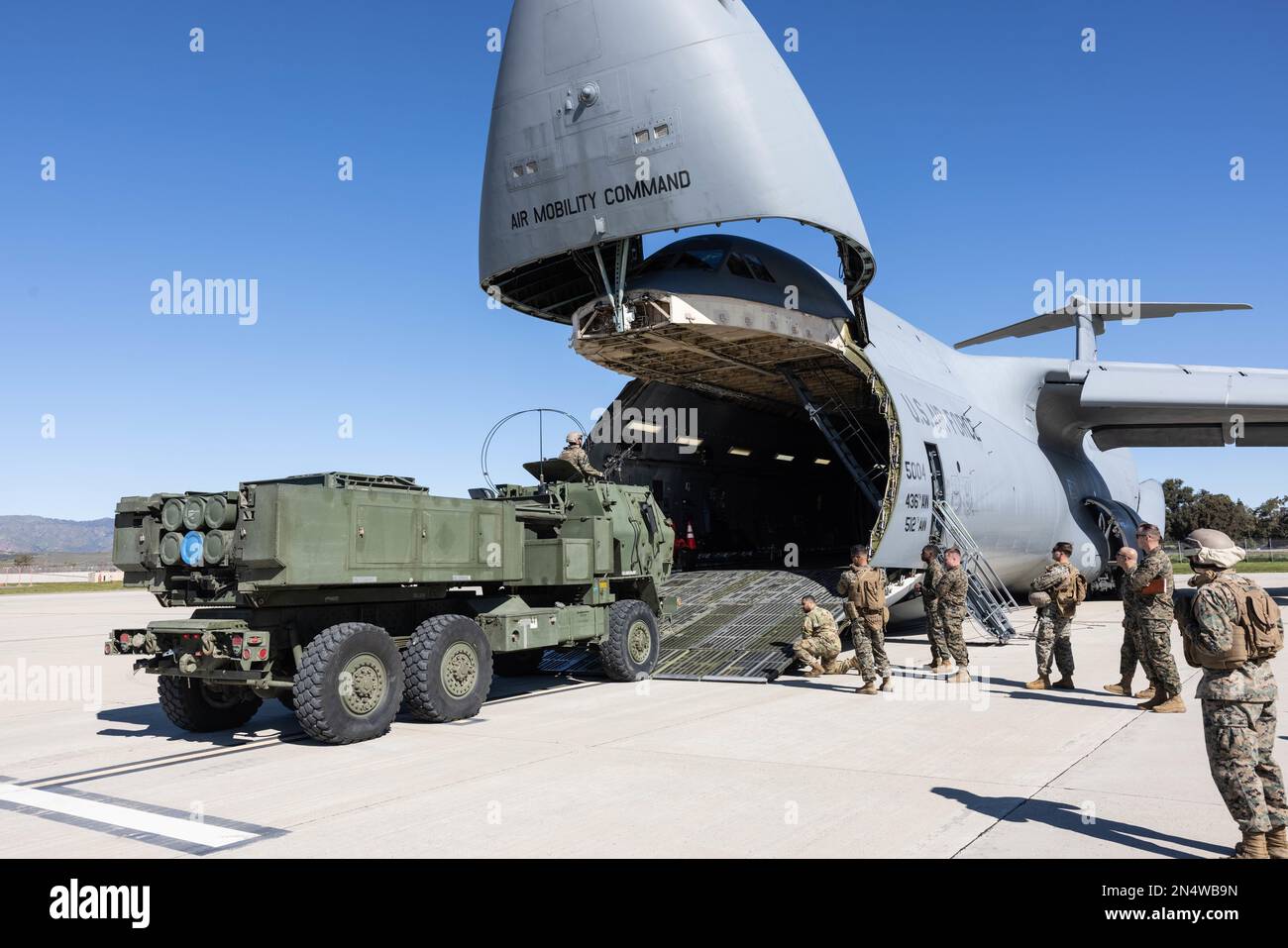 U.S. Marines with 5th Battalion, 11th Marine Regiment, 1st Marine ...