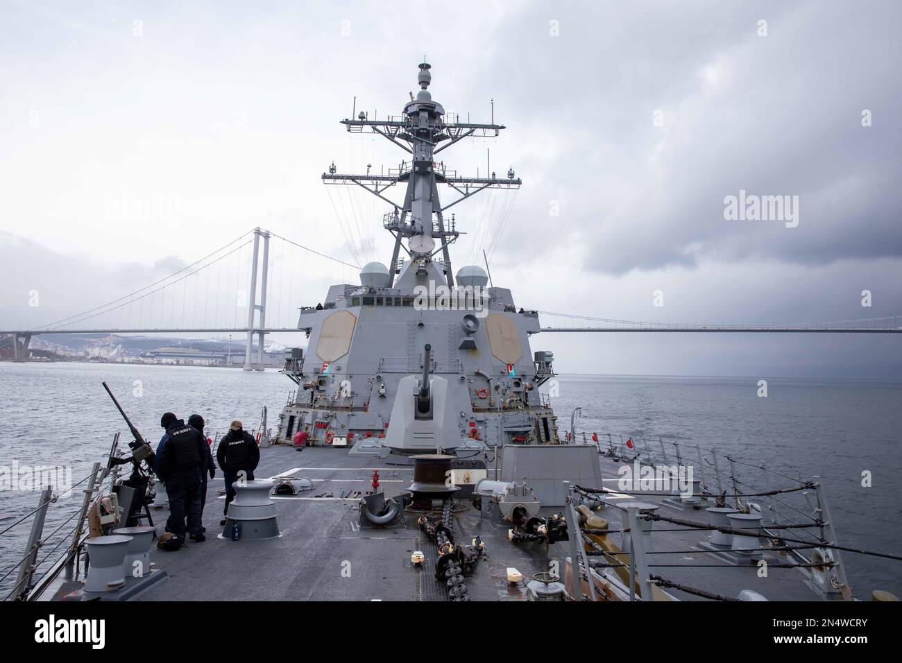 230206-N-EH998-1081 GÖLCÜK NAVAL BASE, Turkey (Feb. 6, 2023) The ...