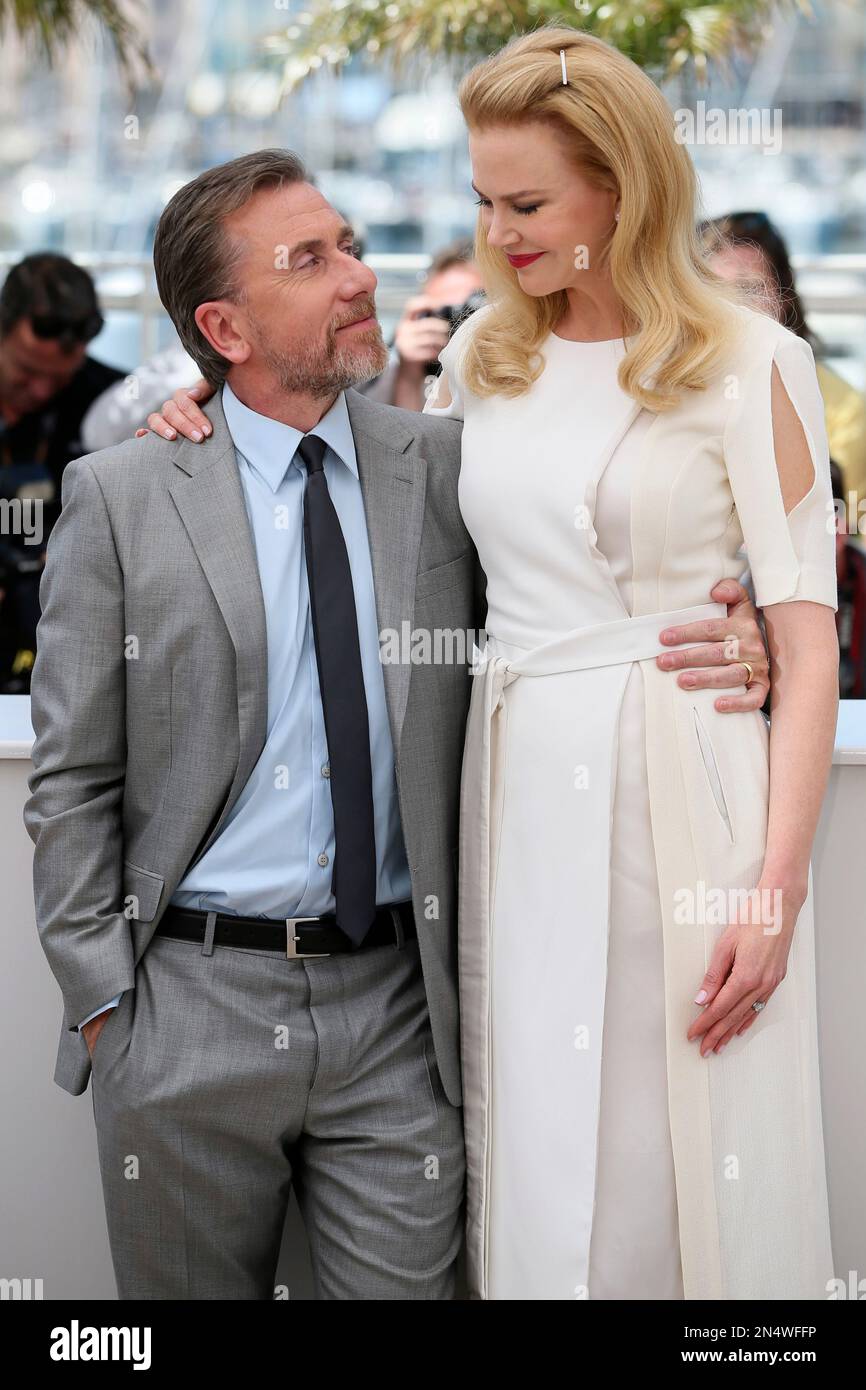 Actress Nicole Kidman, right, and actor Tim Roth, left, pose for ...