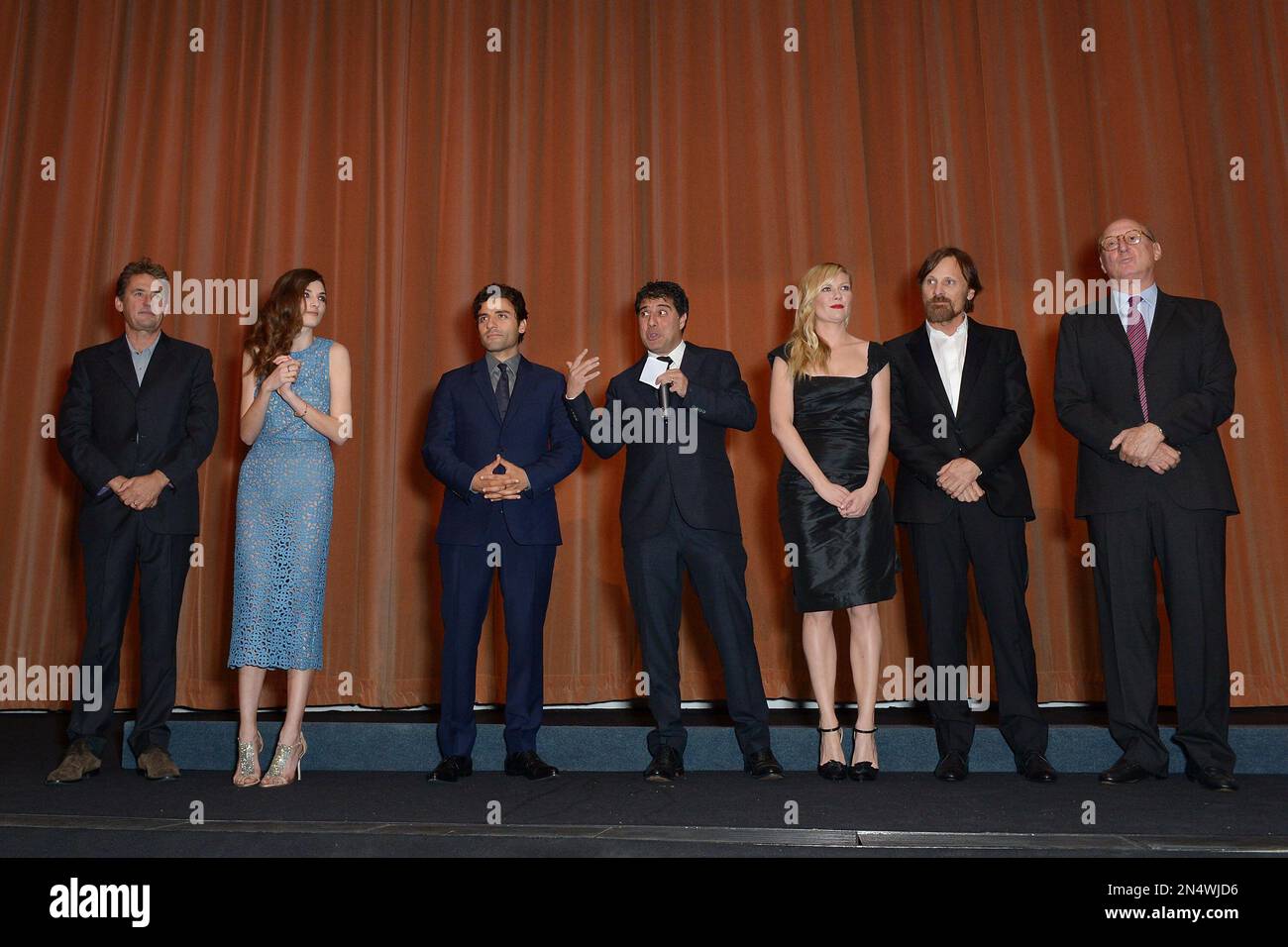 (L-R) Tim Bevan, Daisy Bevan, Oscar Isaac, Hossein Amini, Kirsten Dunst ...