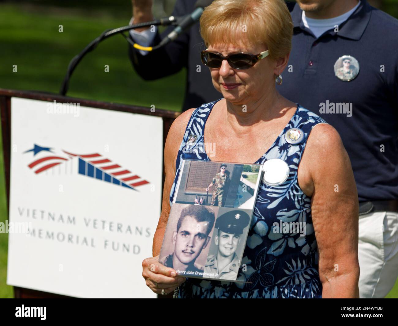 Sophia Drozdowski with the picture of her husband, U.S. Army Pfc.Henry ...