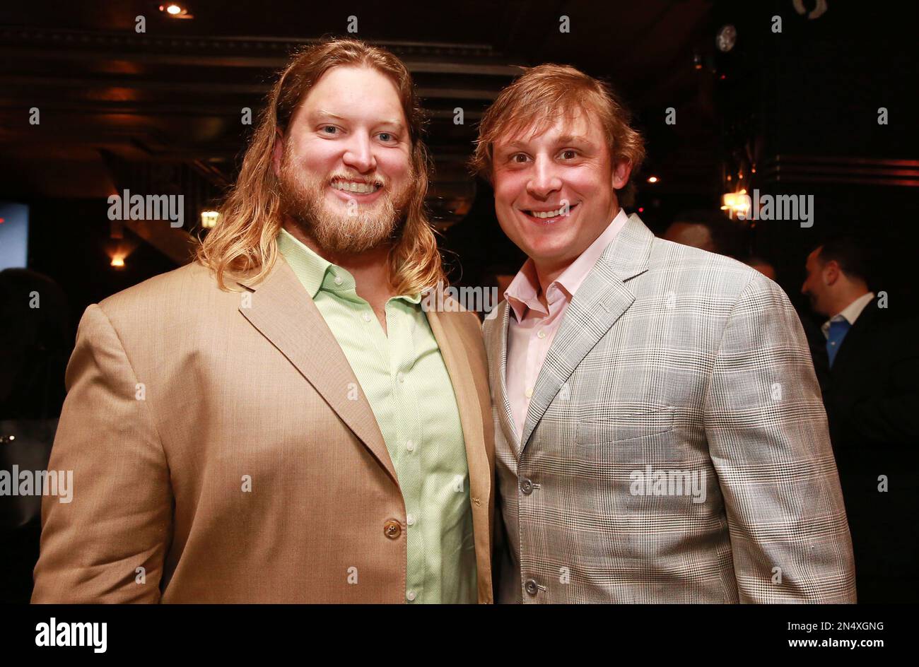Nick Mangold for the New York Jets and Chad Pennington are seen at the ...