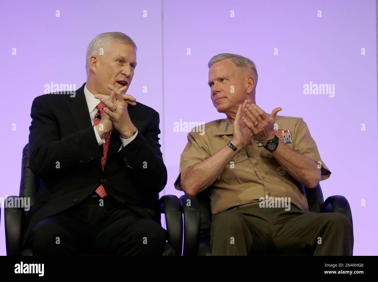 U.S. Marine Corps Commandant Gen. James Amos, right, and United ...