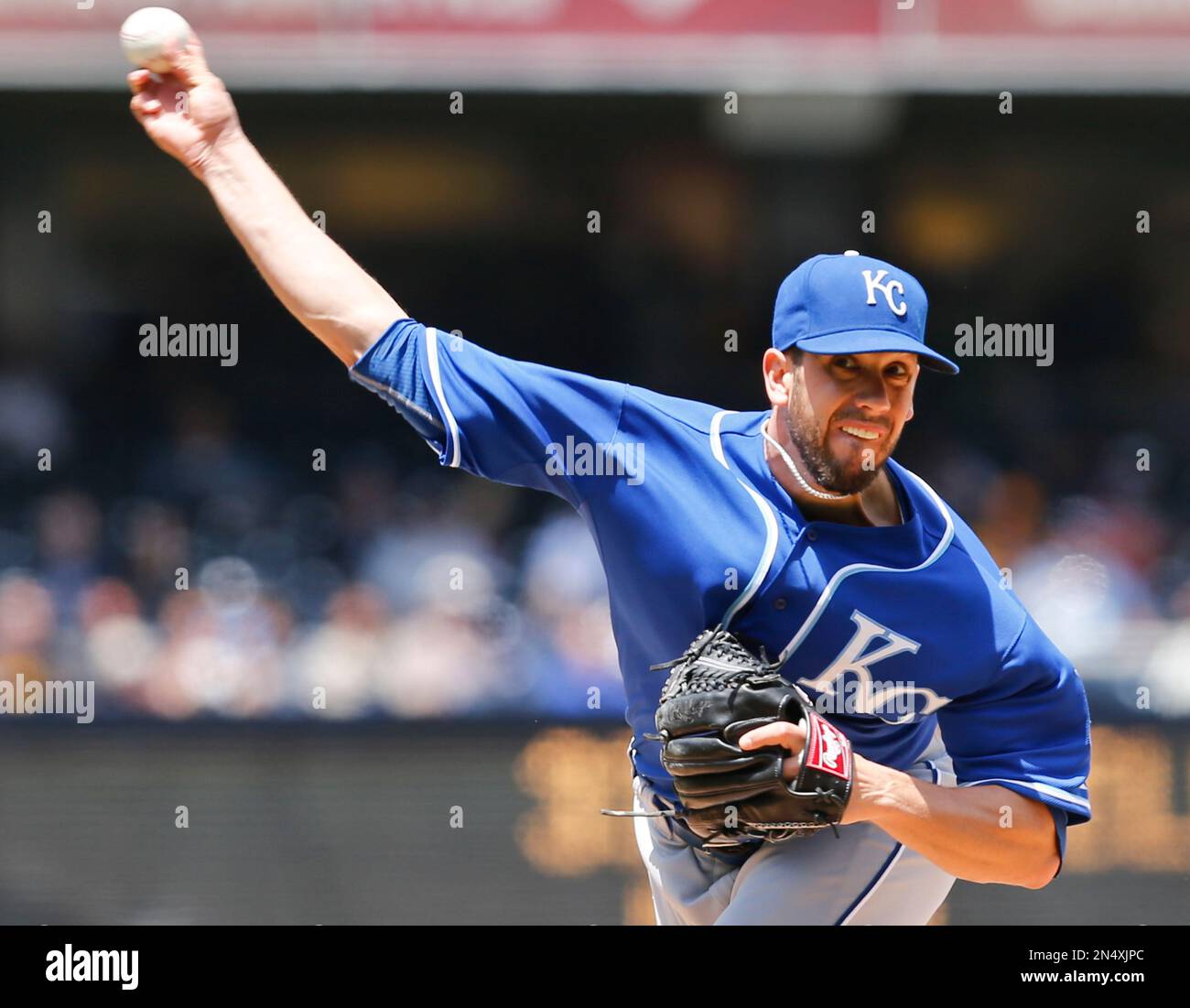 Kansas City Royals starting pitcher James Shields works against the San ...