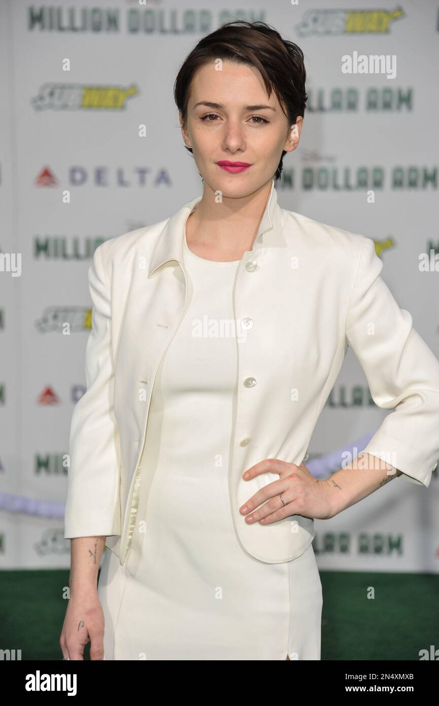 Addison Timlin arrives at the world premiere of "Million Dollar Arm" on ...