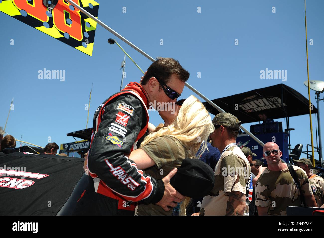 Kurt Busch kisses his girlfriend Patricia Driscoll before the NASCAR ...