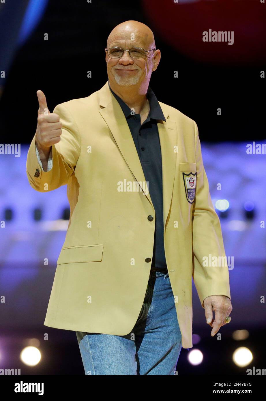 Paul Krause is introduced before the inaugural Pro Football Hall of ...